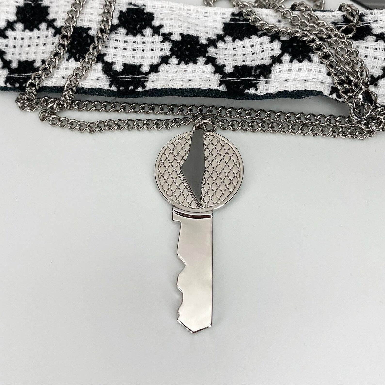 Palestine key pendant with chain | Etsy