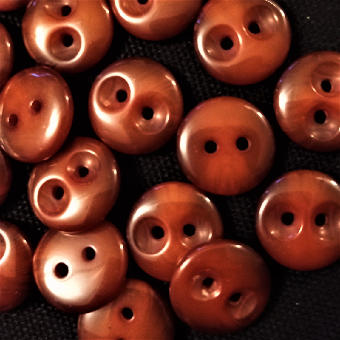 10 x botón marrón, caramelo, 18 mm - Etsy España
