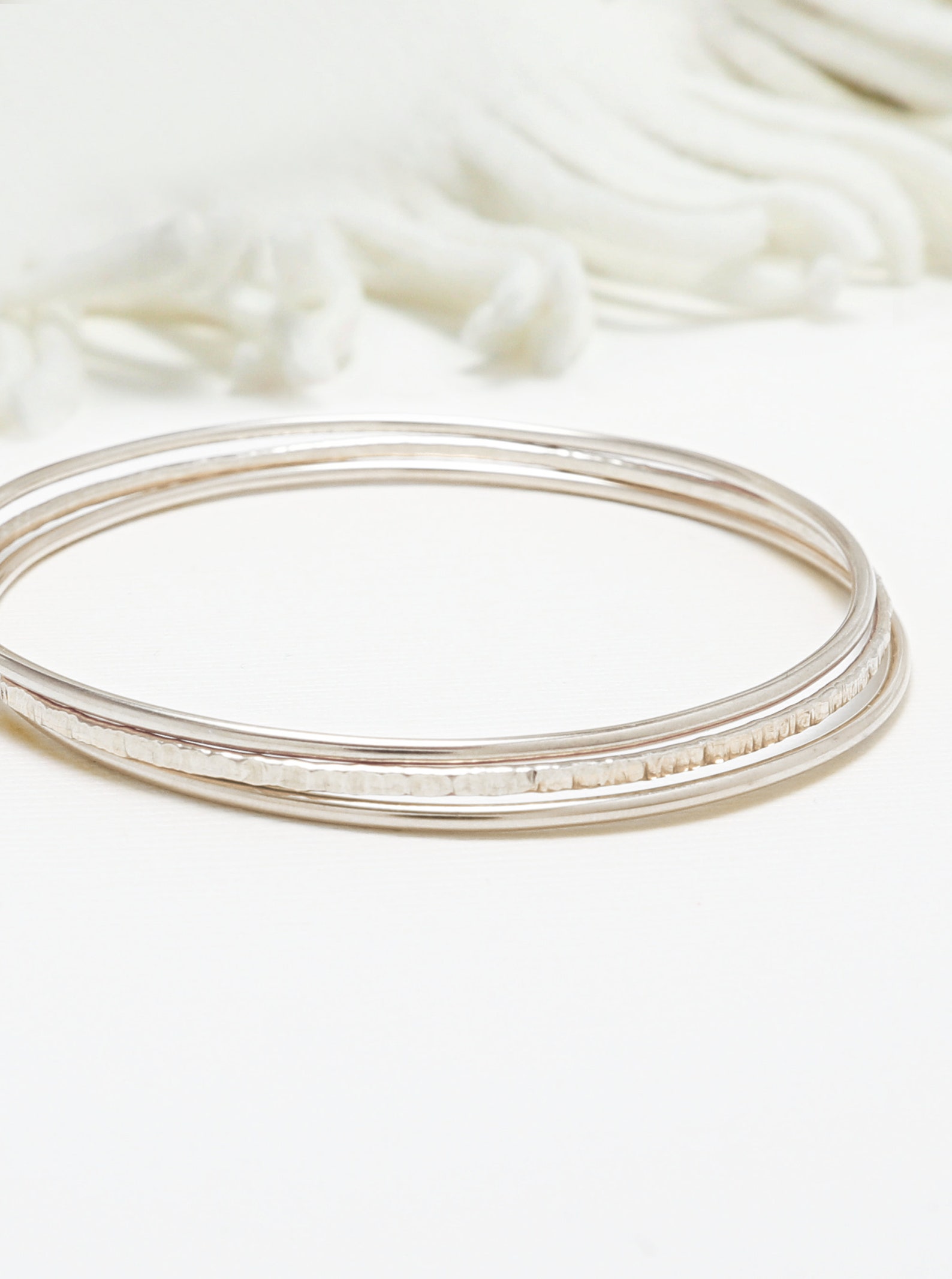 Thin Silver Bangle Bracelet Set of 3 Minimalist Bangle - Etsy