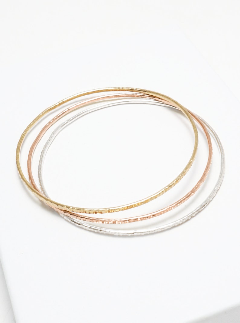 Minimalist Gold Bangle Set of 3 Thin Gold Filled Bangle | Etsy