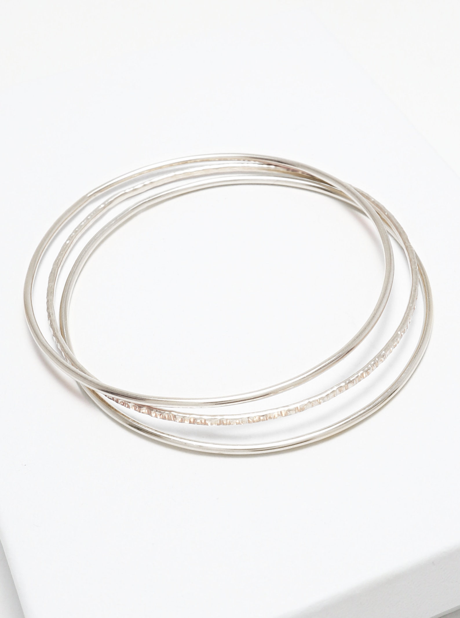 Thin Silver Bangle Bracelet Set of 3 Minimalist Bangle - Etsy
