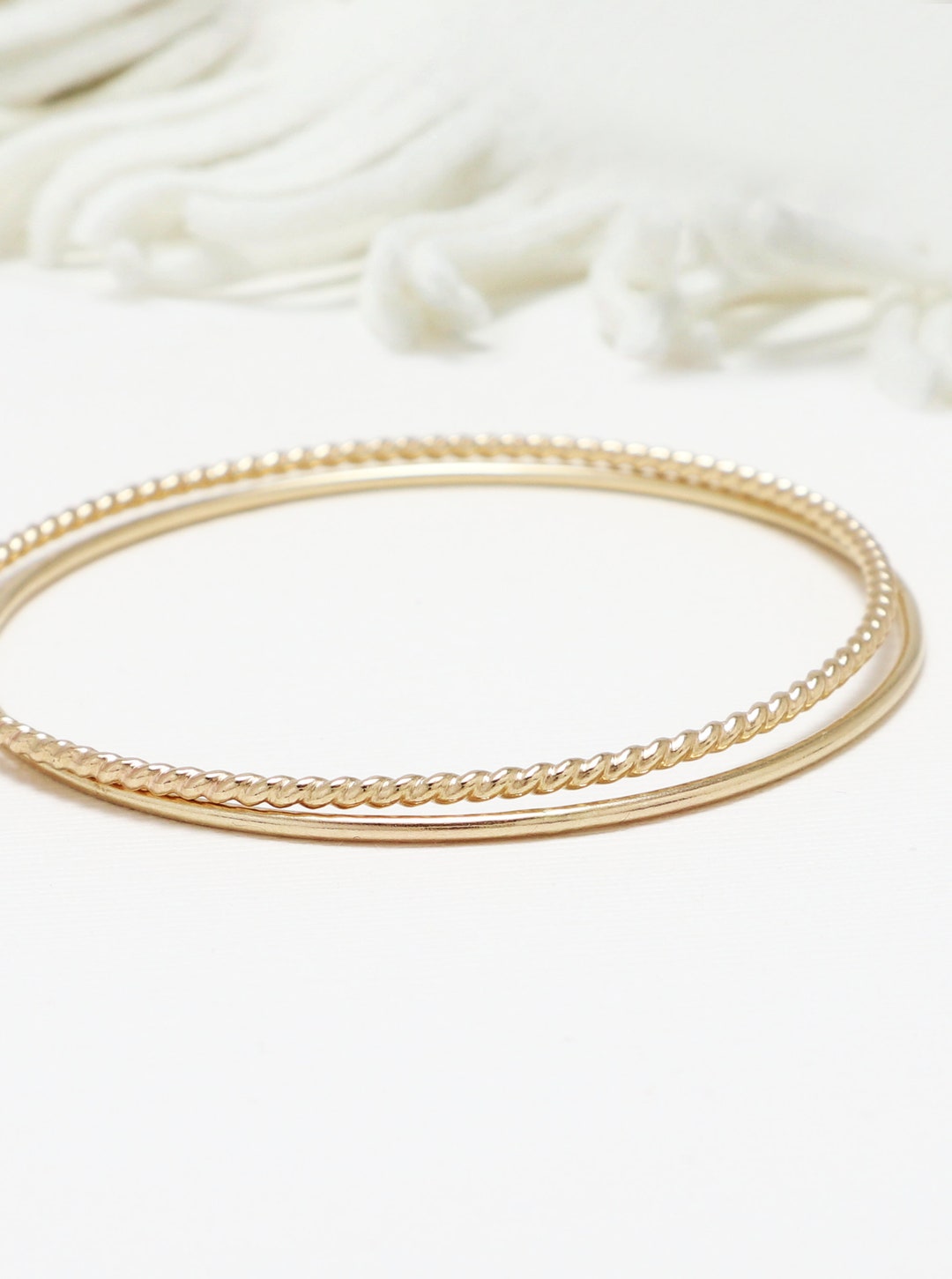 Minimalist Gold Bangle Set of 2, Thin Gold Filled Bangle Bracelet ...