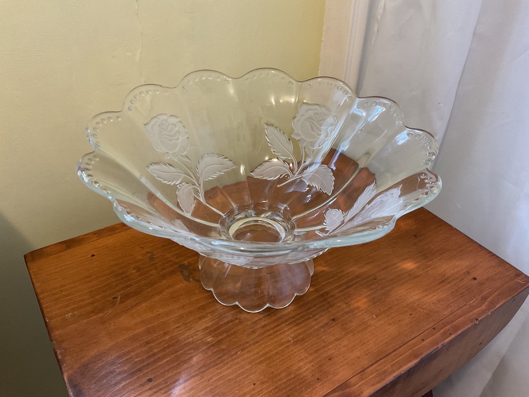 Imperlux Czech Crystal Bowl With Frosted Roses - Etsy