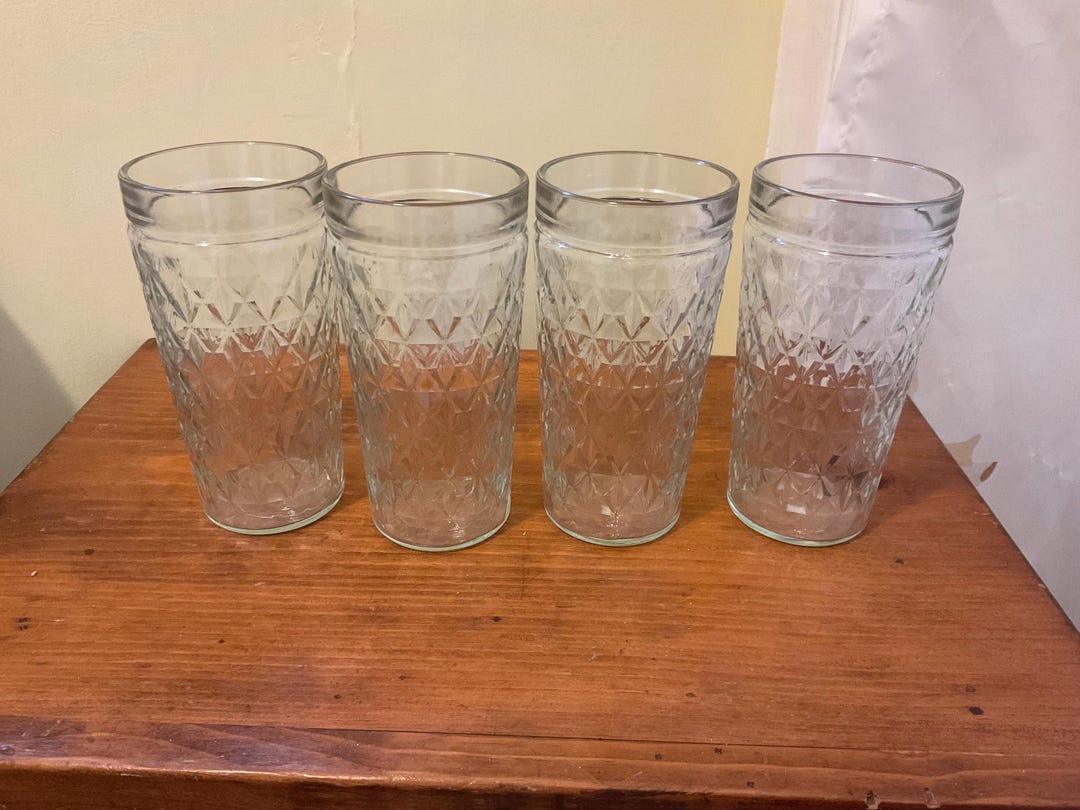 Anchor Hocking Pressed Glass Diamond Pattern Glasses (4) - Etsy