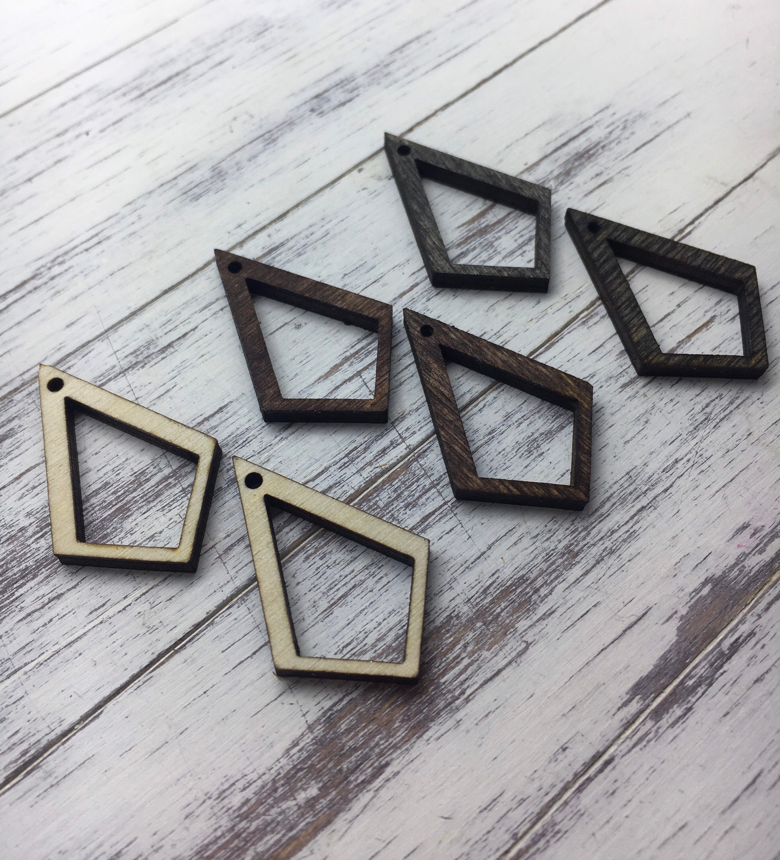 10 Pcs Unfinished Hollow Diamond Shaped Laser Cut Natural | Etsy Canada