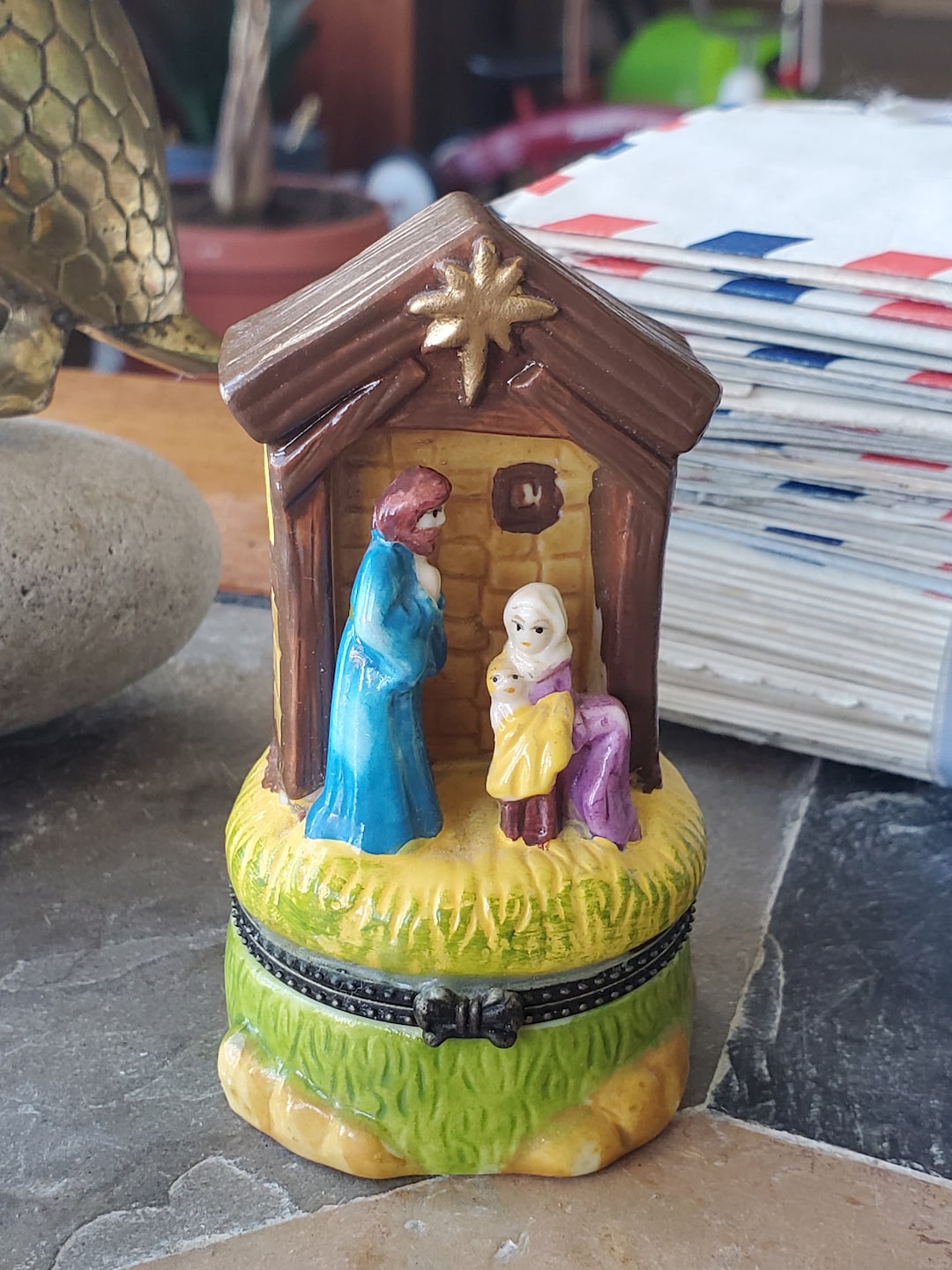 Vintage Nativity Scene - Baby Jesus - Mary and Joseph - Trinket Box ...