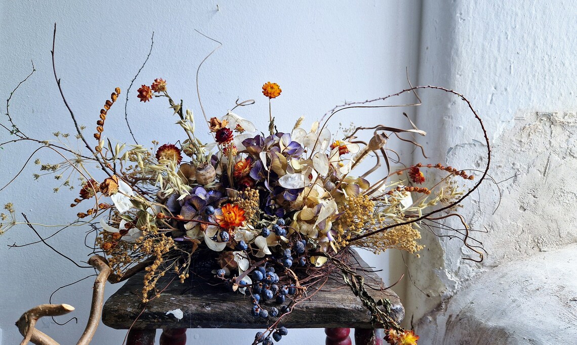 SEE DESCRIPTION Dried Flower Installation: Bespoke Floral Installation ...