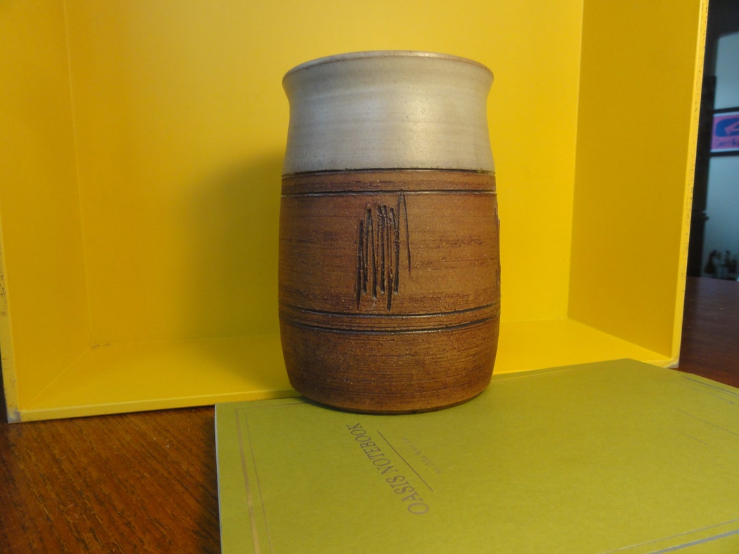 Earthenware Container With Lid, by Pauline Boote - Etsy