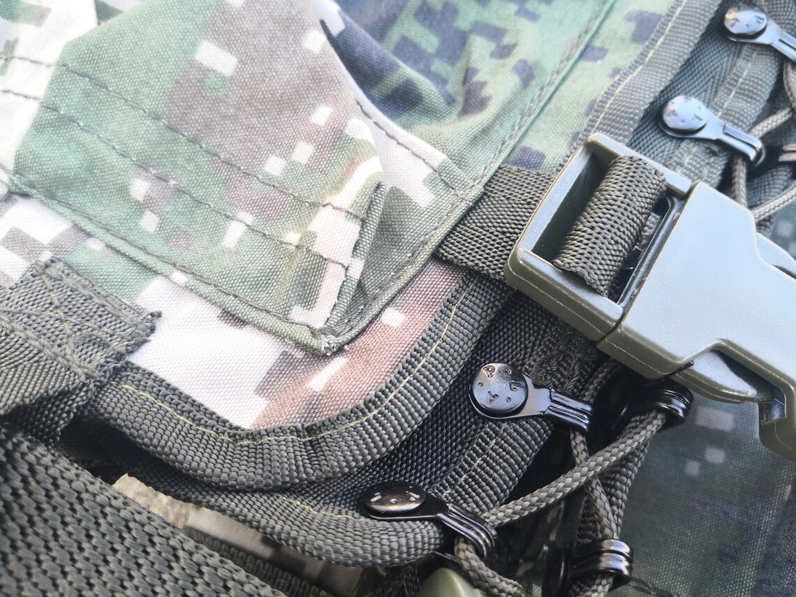 Surplus Chinese Military 'type 95' PLA Ground Force Universal Camo Load ...