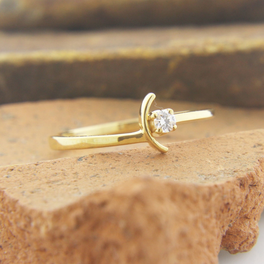 Modern Abstract Diamond Engagement Ring – Unique Promise & Anniversary ...