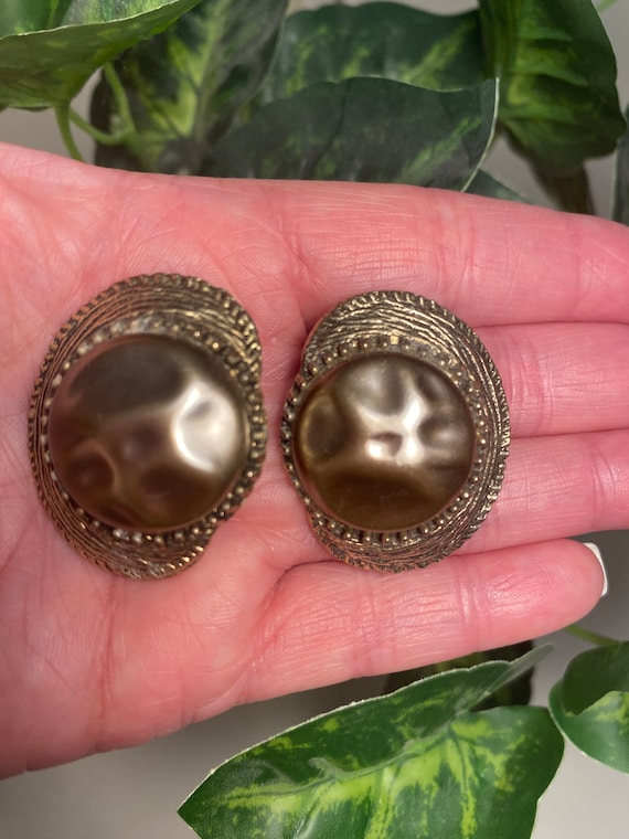Large Vintage Jewelry Clip on Button Hammered Bronze … - Gem