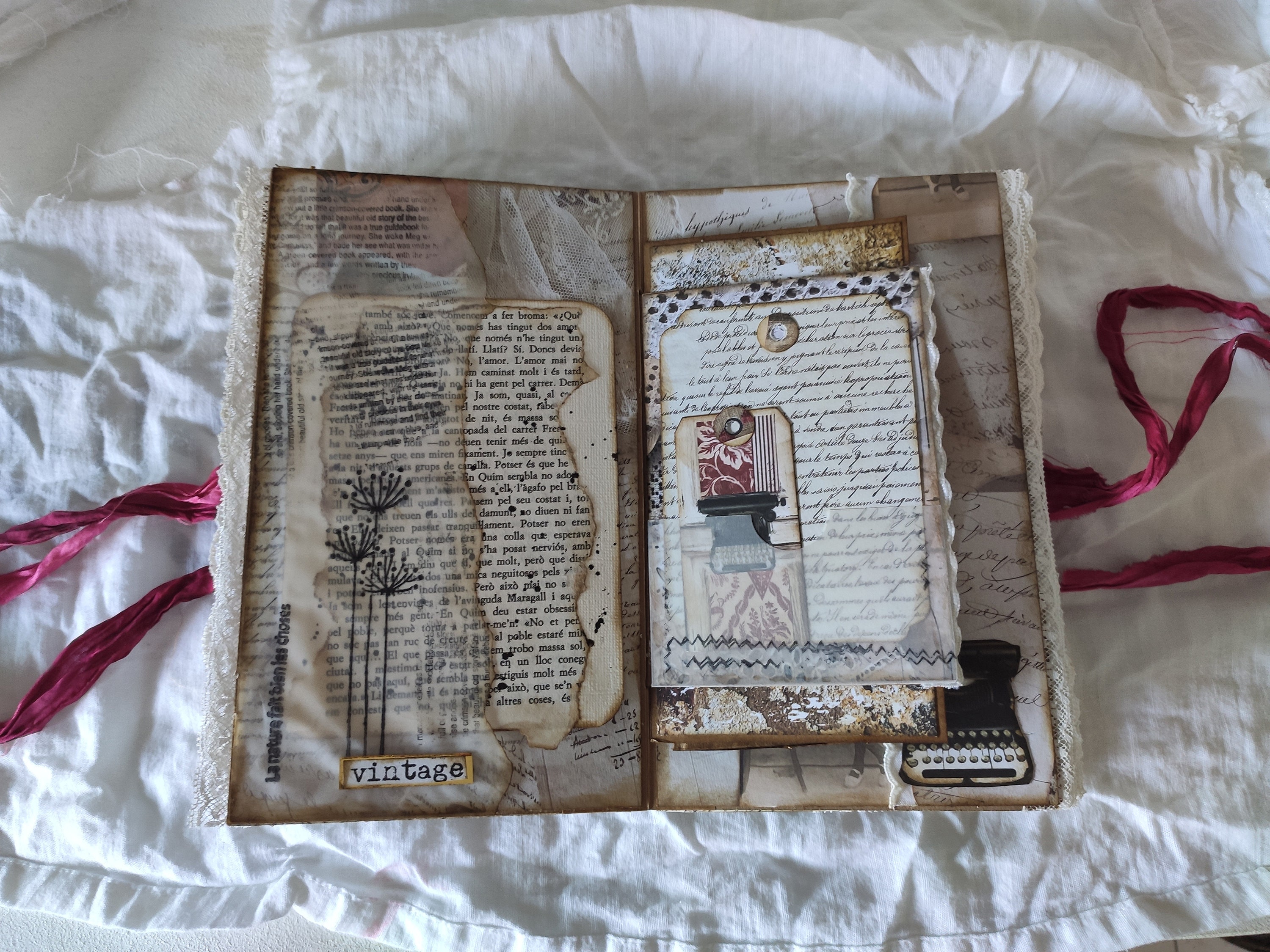 Nice Photo Album, Vintage Style, With Great Capacity for Photos. Its ...