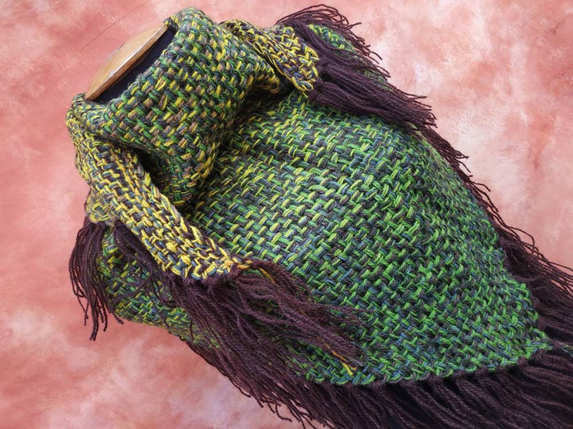 Hand Woven Wool Triangle Shawl Medieval Shawl Witchy Wrap - Etsy