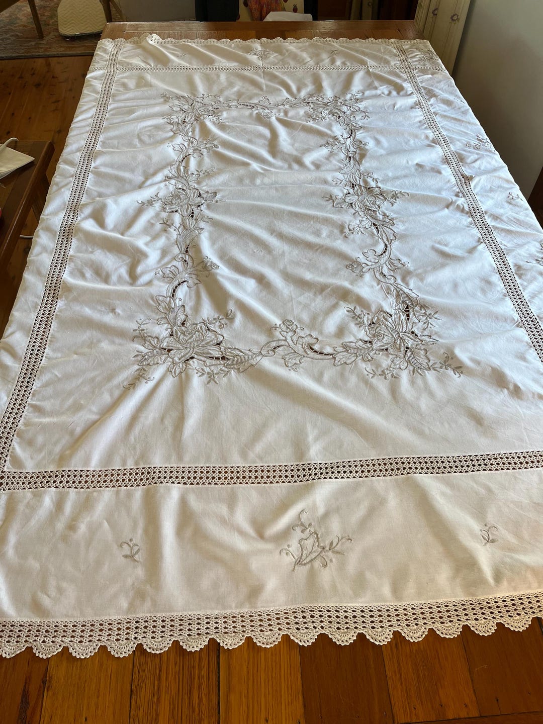 Vintage as New Rectangular Tablecloth Cutwork punto Tagliato Embroidery ...