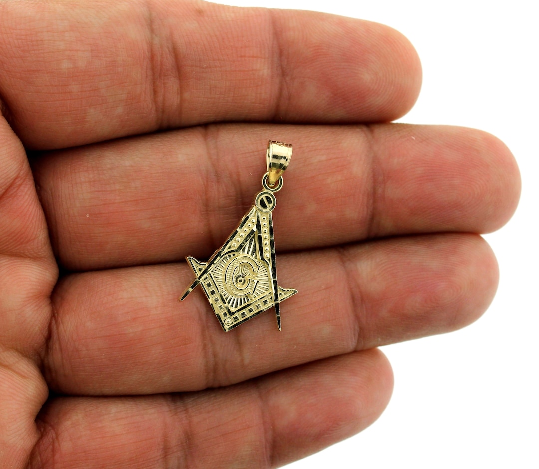 Real 10K Solid Yellow Gold Free Mason Masonic Diamond Cut Charm Pendant ...