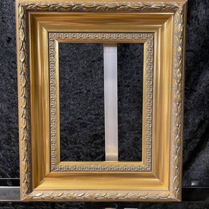 Laurel Leaf - Picture Frames Made From Vintage Wood Moulding - Variety ...