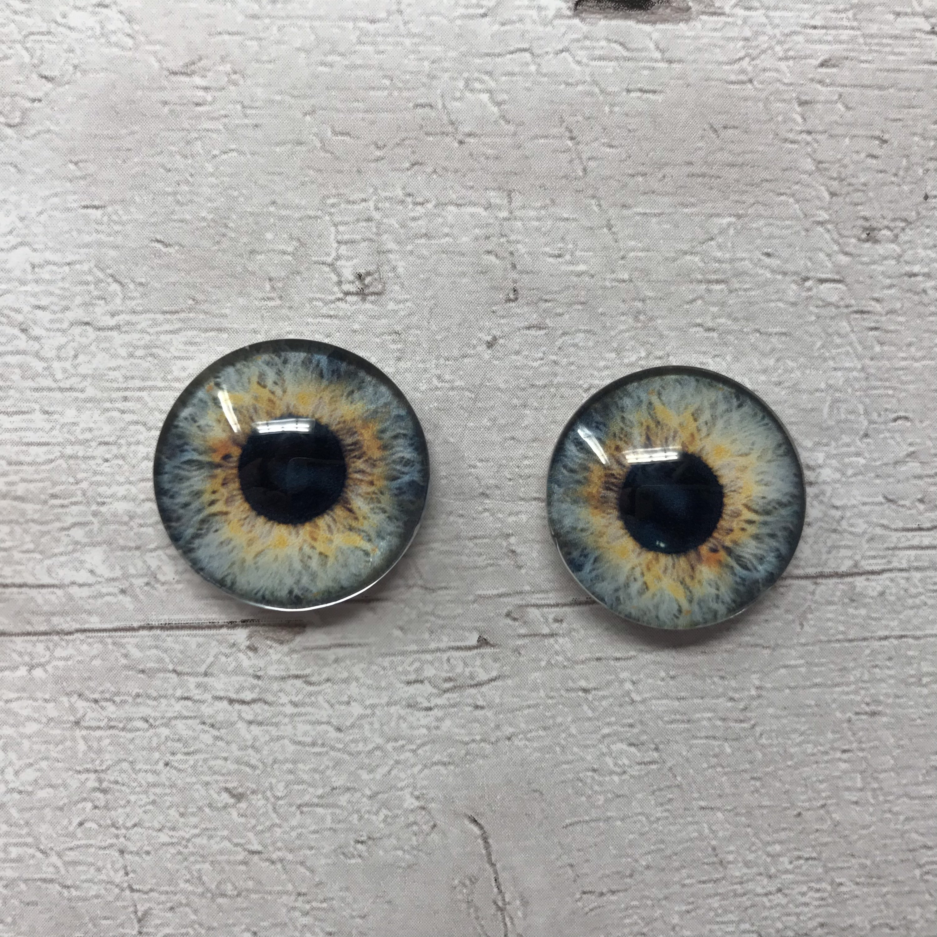 Pair of Realistic Glass Eye Cabochons in Sizes 6mm to 20mm Realistic ...