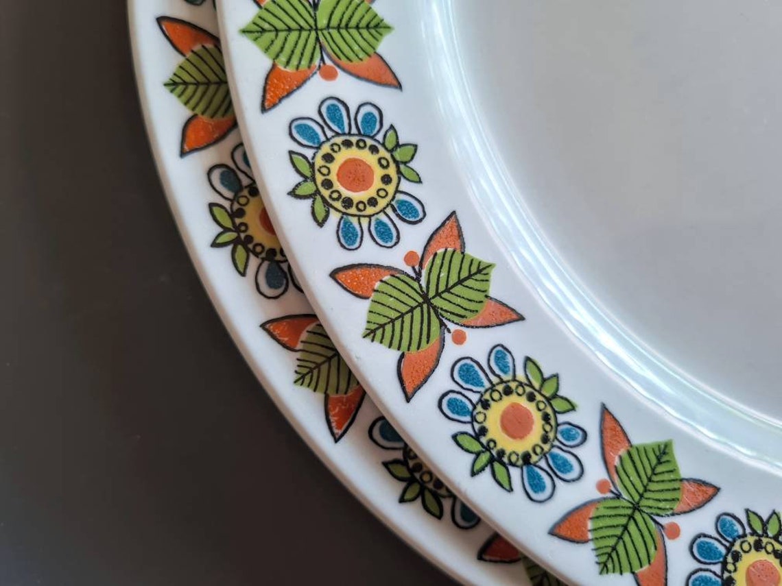 Set of 2 Figgjo Flint plates with flower pattern. Vintage | Etsy