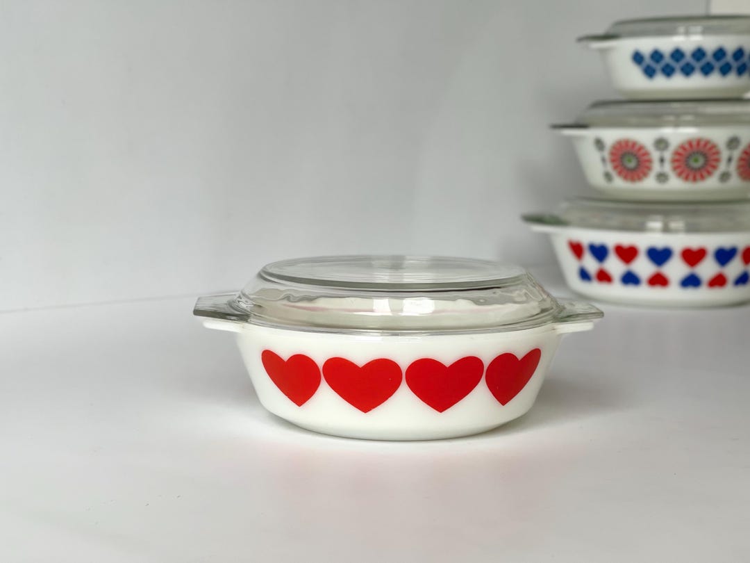 509 - Rare JAJ Pyrex With Hearts - Number 509 - Vintage Collectors Item ...