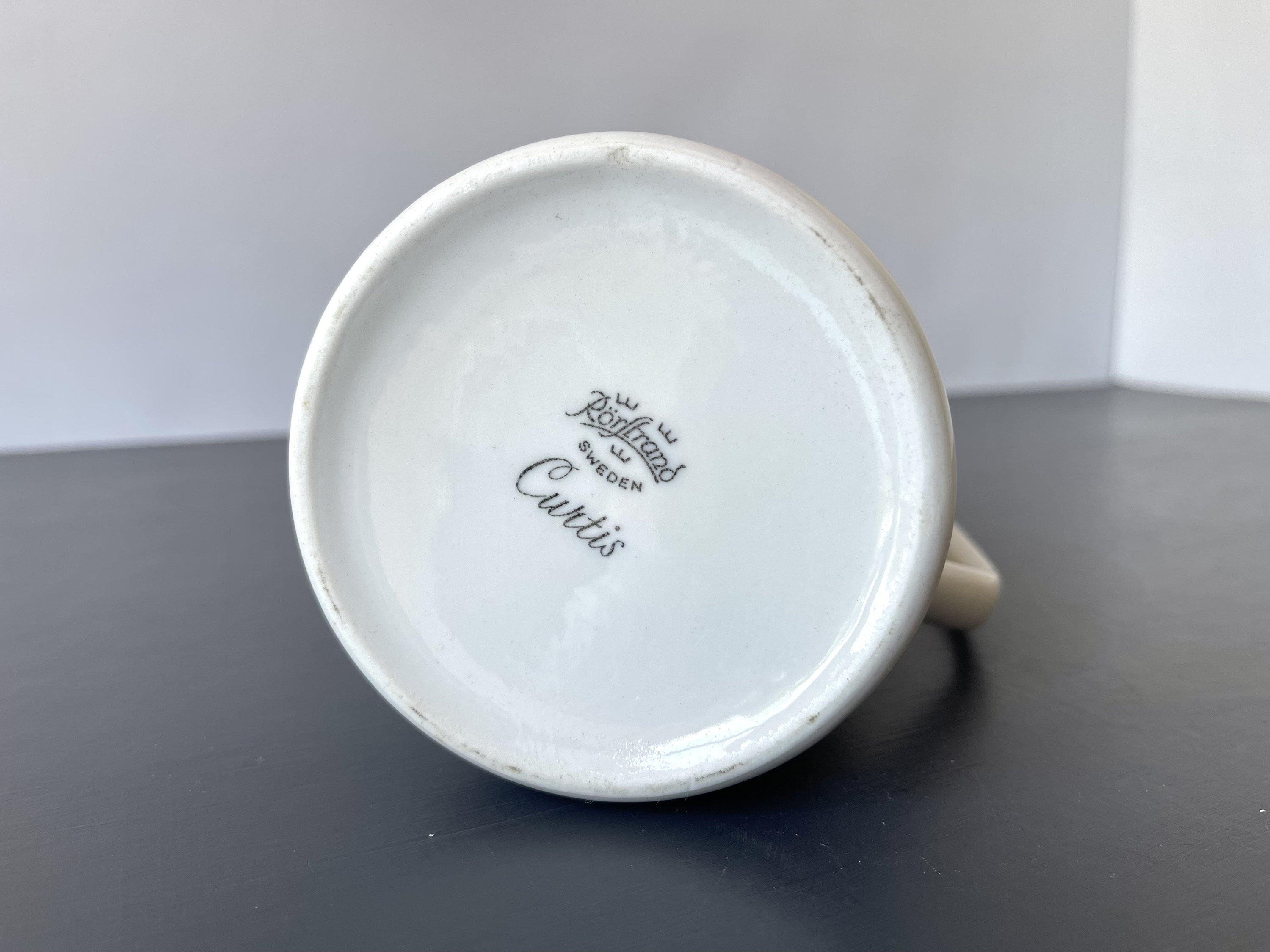 Curtis - 60s Hertha Bengtson Rörstrand Teapot. Lovely and Rare Vintage ...