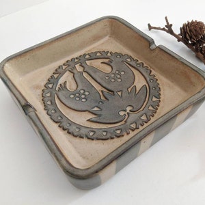 Kissing Birds - Ashtray With Cute Bird Motif - Vintage Ceramic Ashtray ...