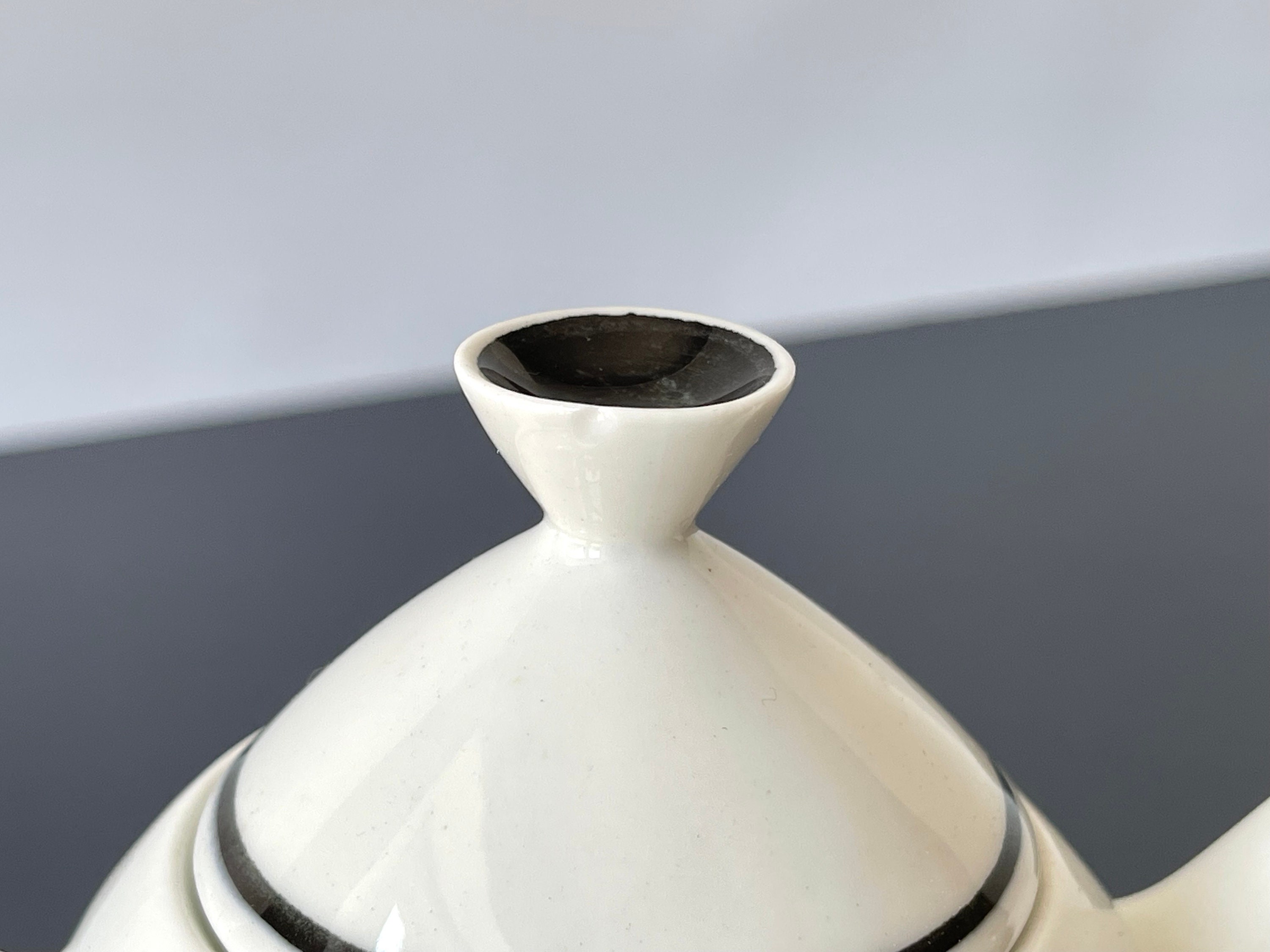 Curtis - 60s Hertha Bengtson Rörstrand Teapot. Lovely and Rare Vintage ...