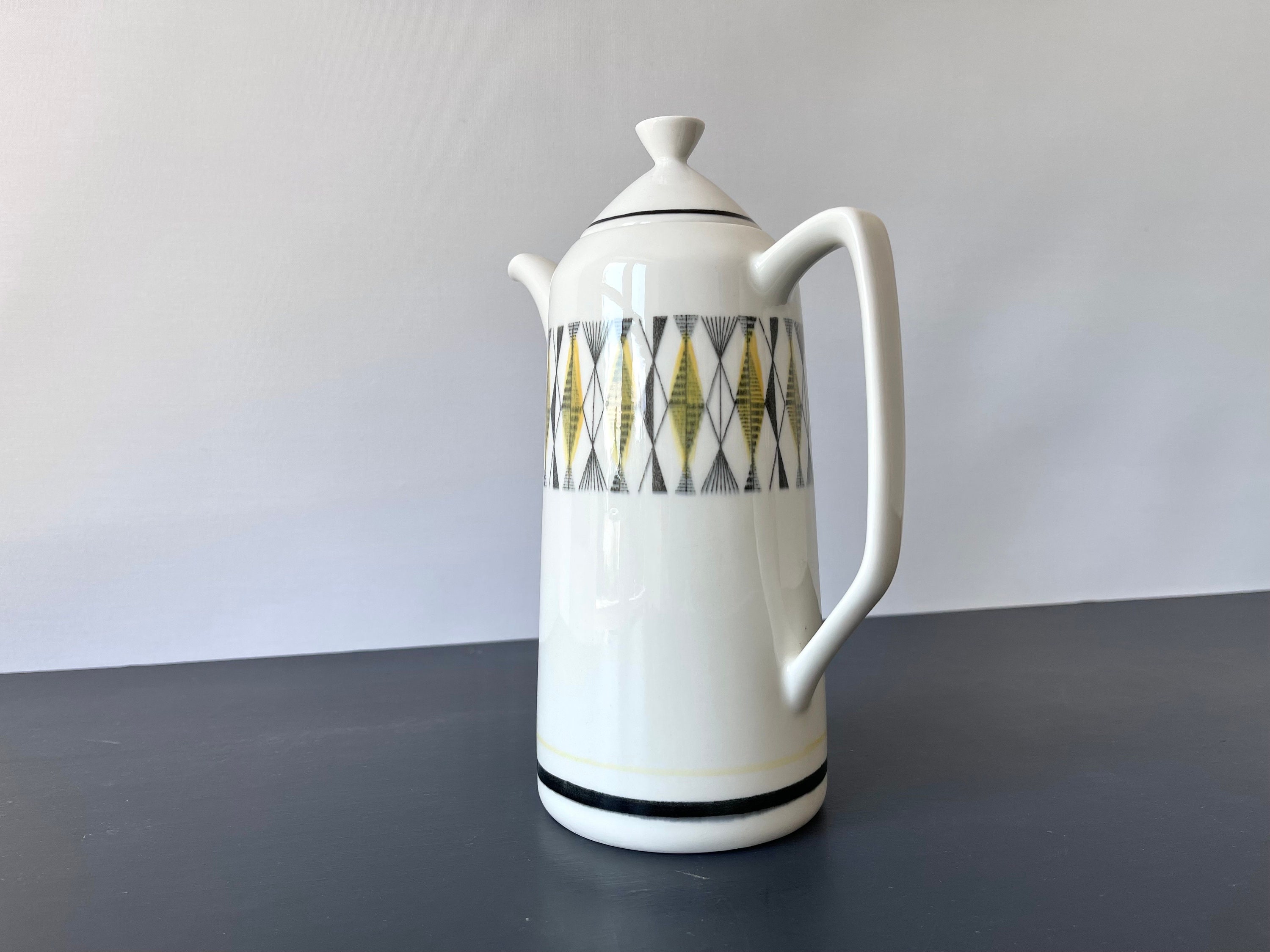 Curtis - 60s Hertha Bengtson Rörstrand Teapot. Lovely and Rare Vintage ...