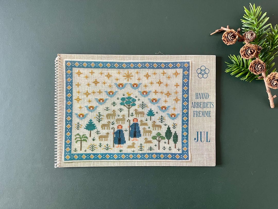 Cross Stitch Christmas. JUL Haandarbejdets Fremme. Patterns by Gerda ...