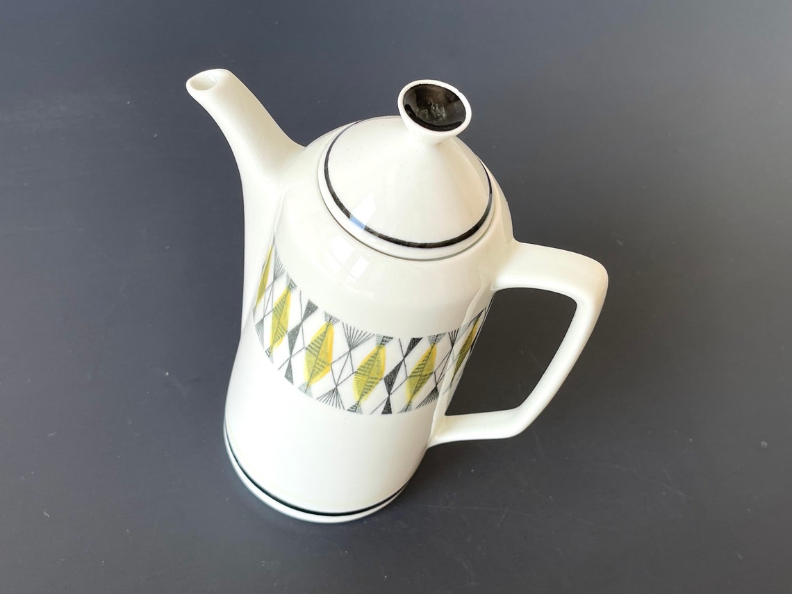 Curtis - 60s Hertha Bengtson Rörstrand Teapot. Lovely and Rare Vintage ...
