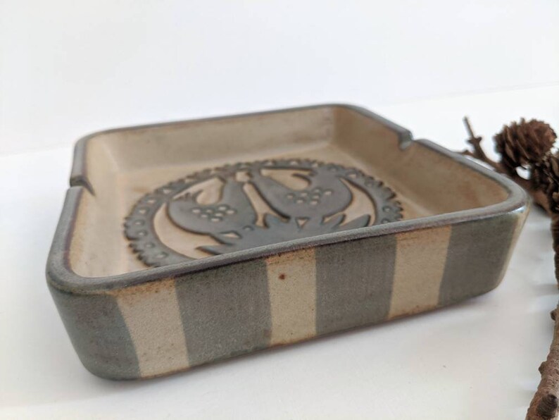 Kissing Birds - Ashtray With Cute Bird Motif - Vintage Ceramic Ashtray ...