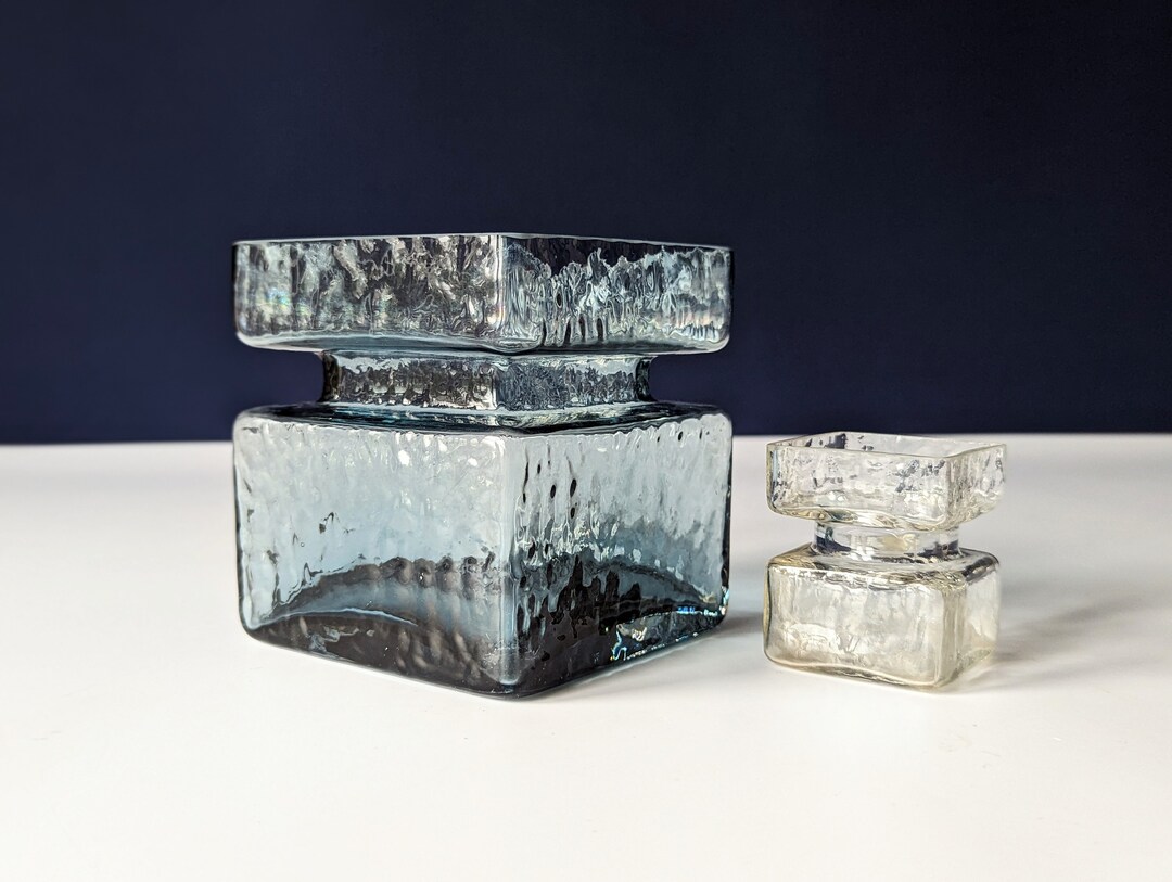 Set of 2 PALA Vases by Helena Tynell for Riihimaën Lasi O.y. / Finland ...