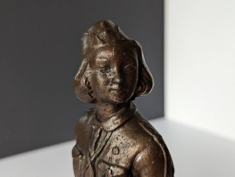 Danish 1946 Girl Scout Bronze Statue / Figurine. KFUK ( Green Girl ...