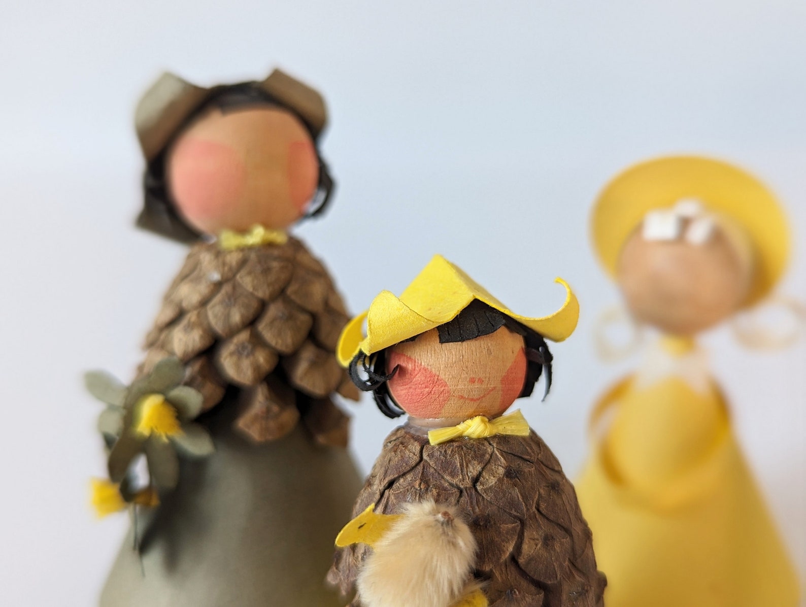 4 Vintage "erstad & Stubbe" Teglbjærg Spring Girls. Handmade Figurines ...