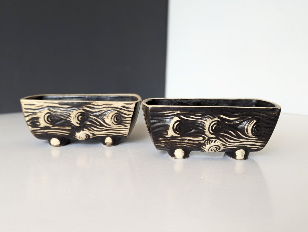 2 X Unique Wood Look-alike Ceramic Planters. Set of Pots That Looks ...