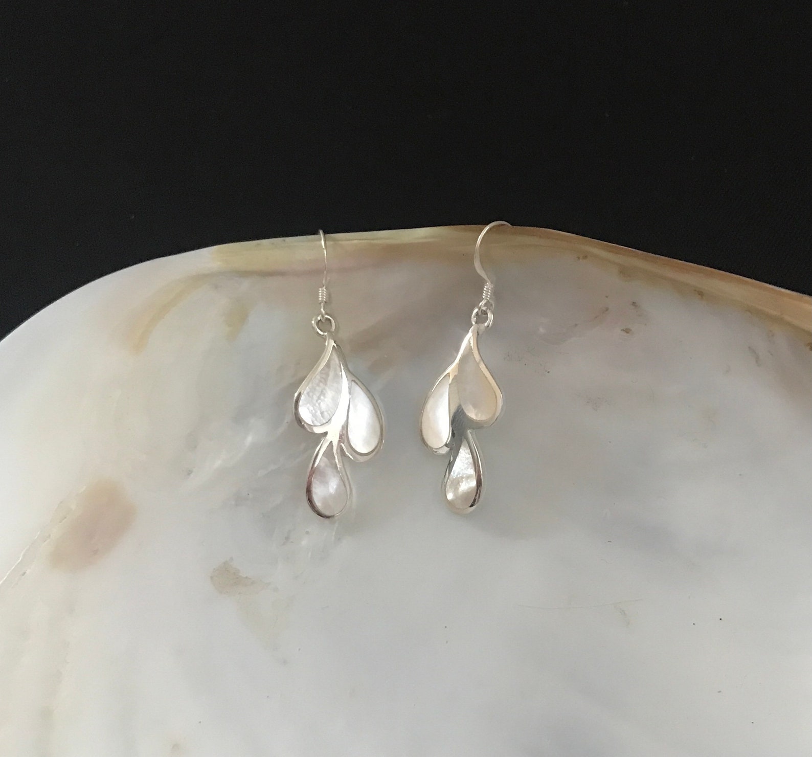 Stunning Very Large Teardrop Natural White Mother of Pearl - Etsy
