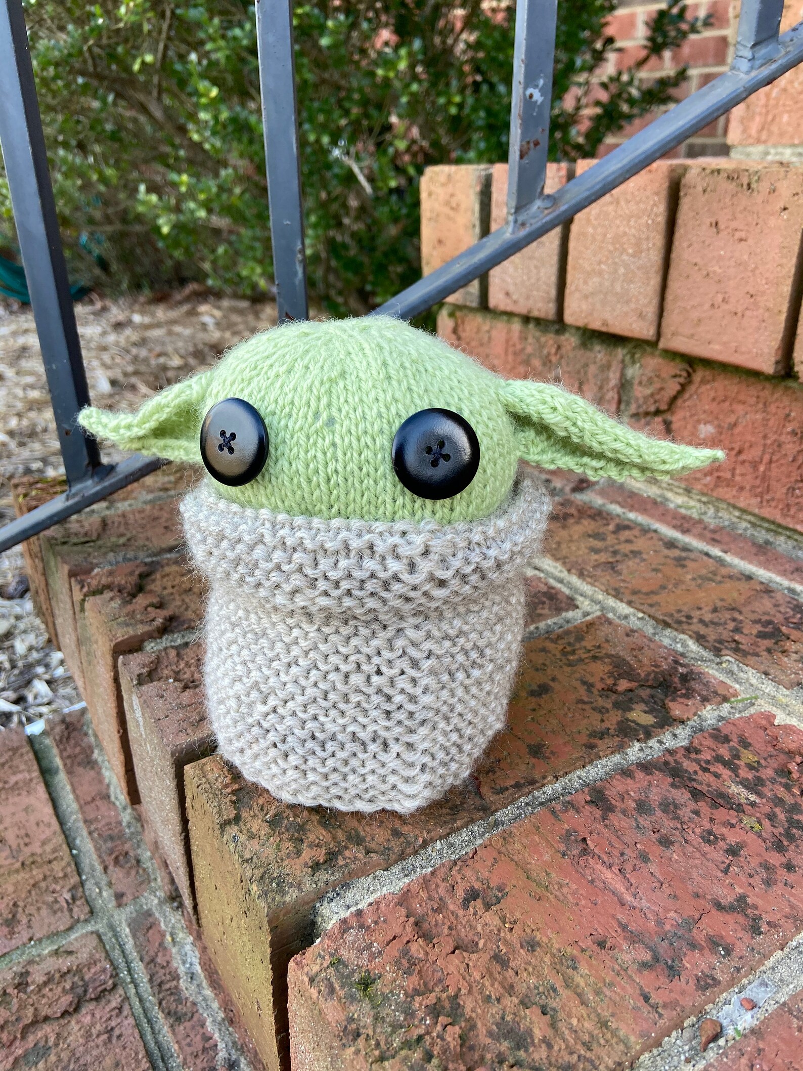 Simple Baby Alien Knitting Pattern - Etsy
