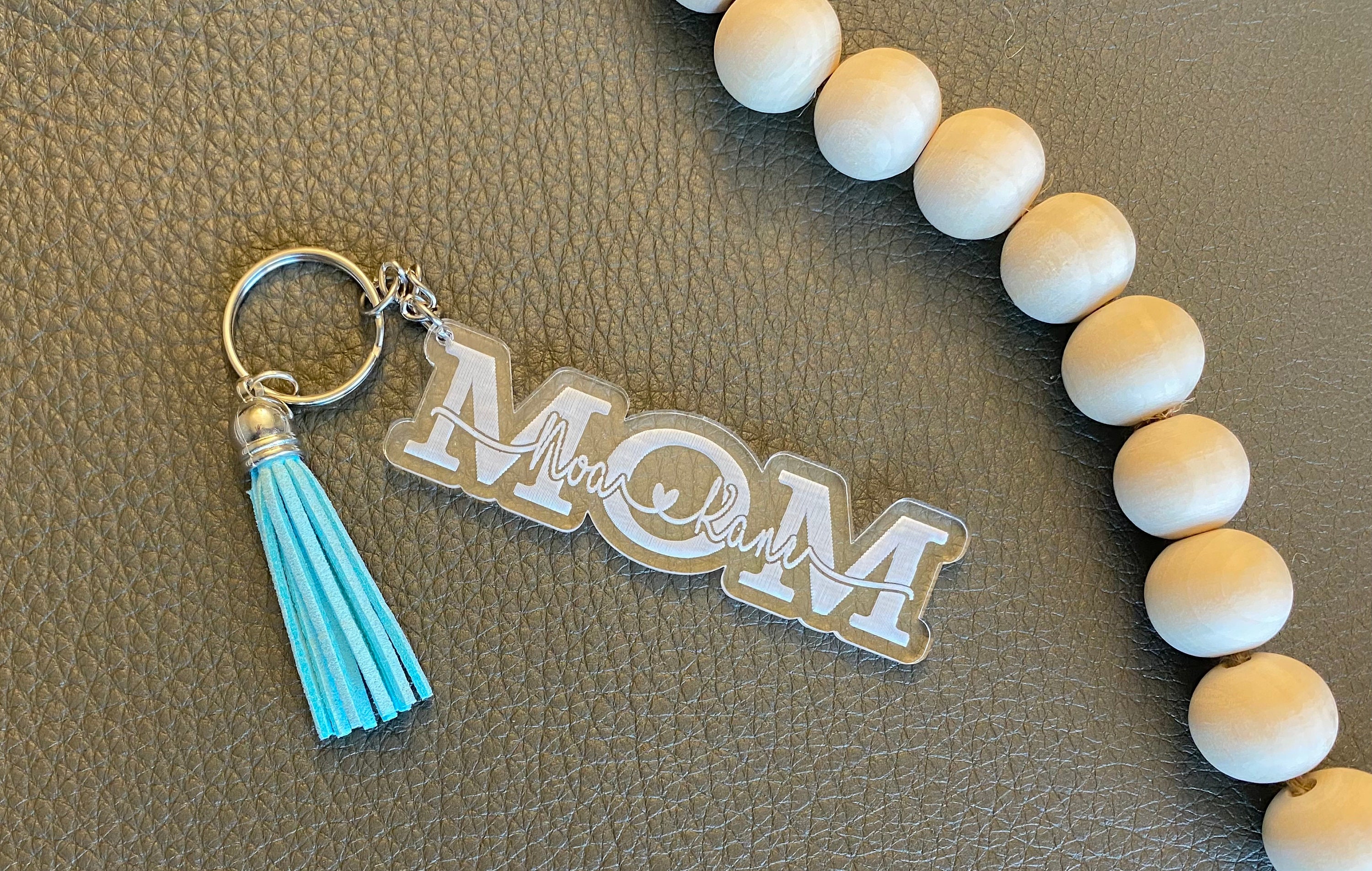 Mom Keychain. Mom Children Keychain. Wooden Keychain. Acrylic | Etsy