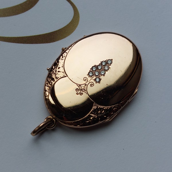 Art Nouveau Locket - Etsy