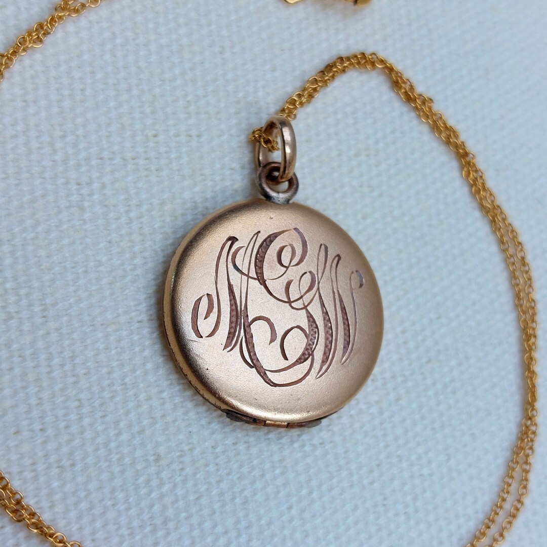 Antique Monogrammed Gold Locket - Letters MGW - Etsy
