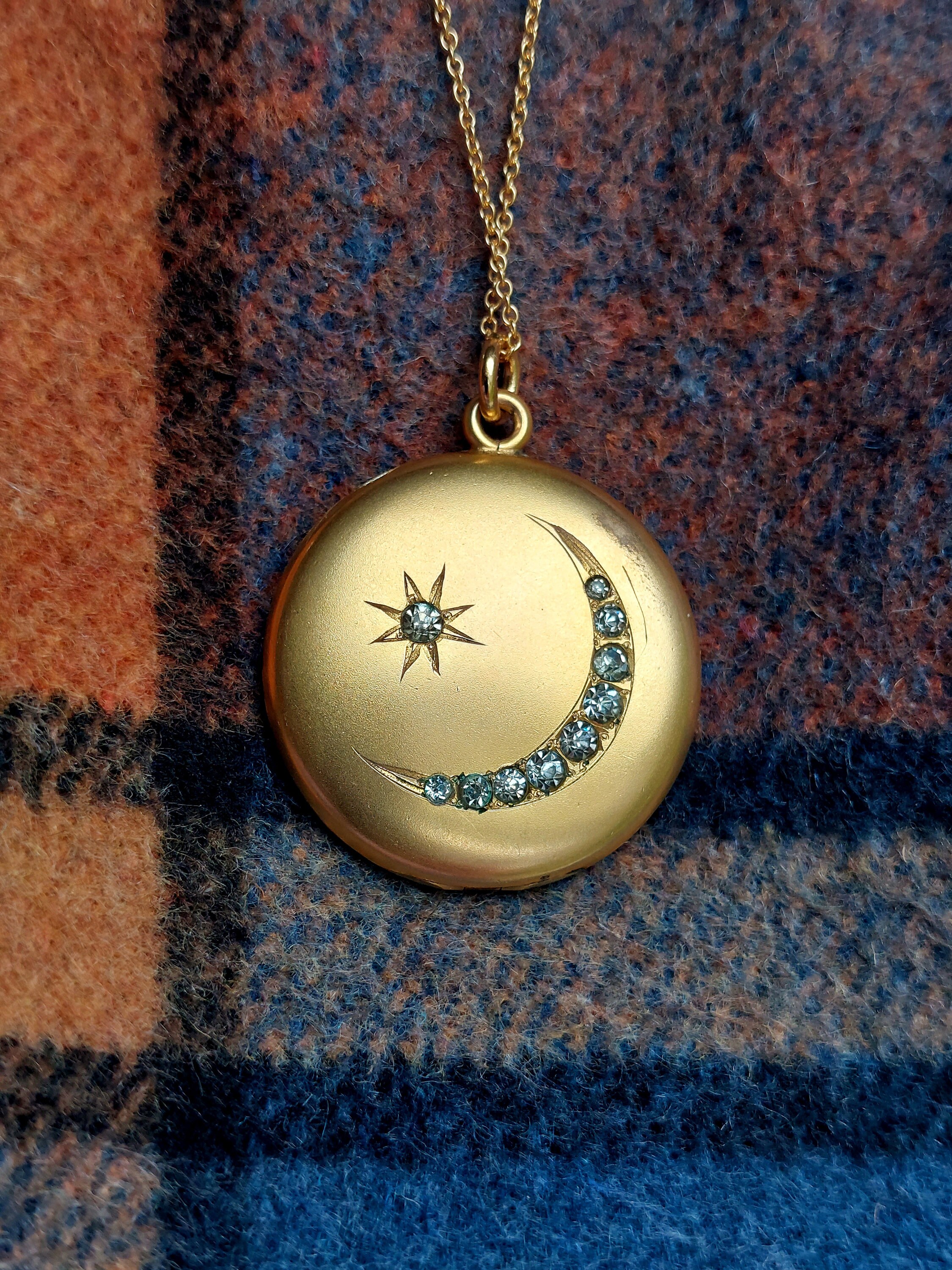 Crescent Moon & Star Celestial Victorian Locket Monogram AJH - Etsy