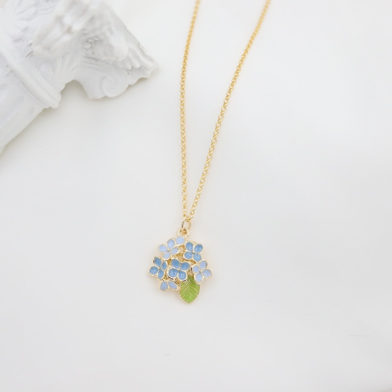 Hydrangea Necklace - Etsy