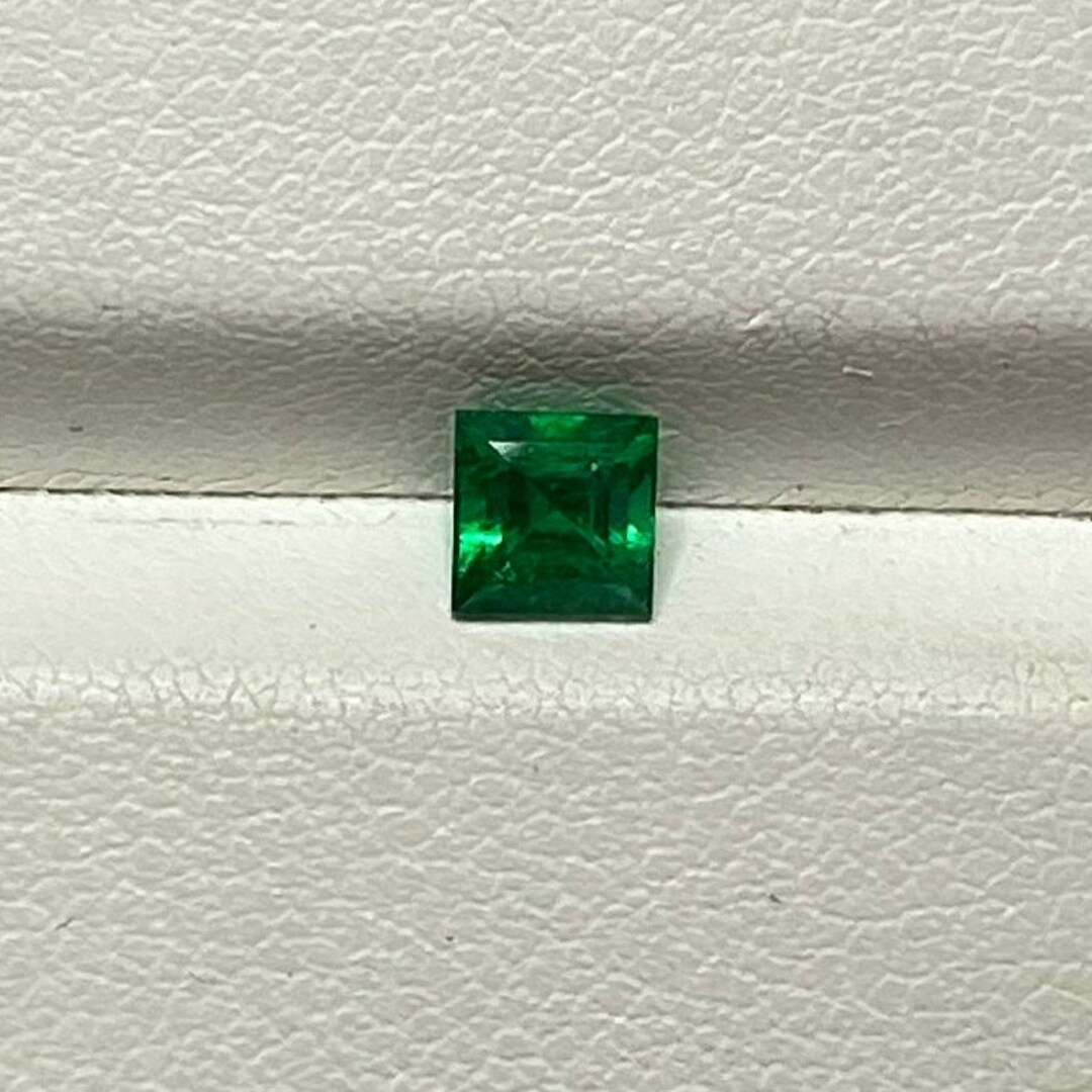 Natural Emerald Square Carre Cut 4.5x4.5mm/0.52 Carat Vivid Green Loose ...