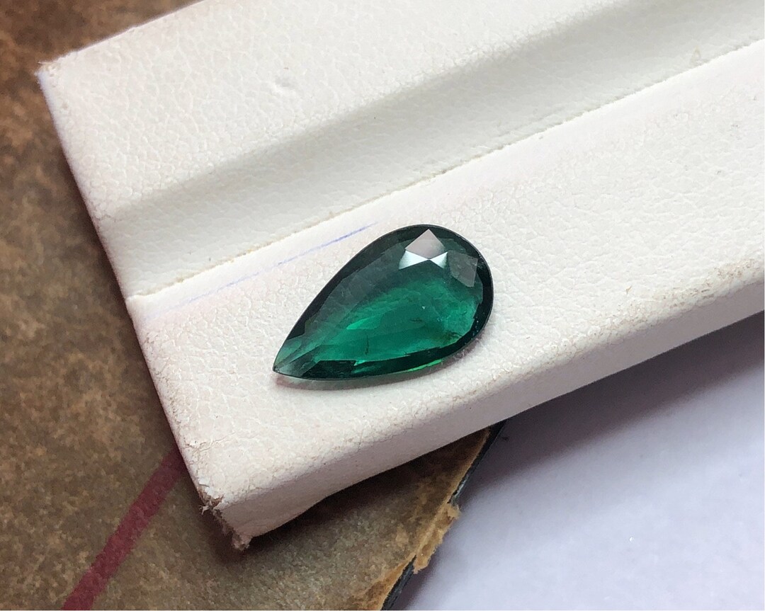 Fine Quality Natural Emerald Pear Cut 2.00cts Loose Emerald Pear ...