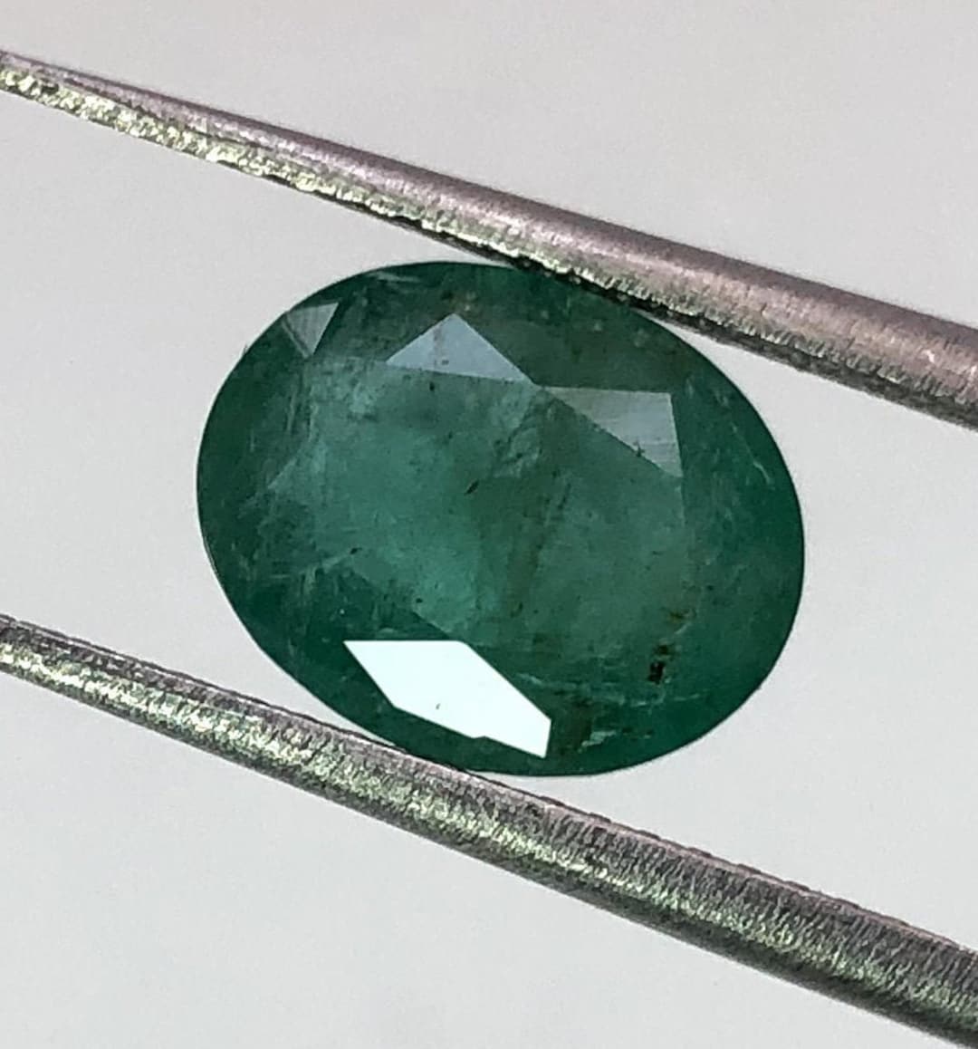 Certified 7.70x9.00x4.30mm Natural Emerald Faceted Oval Gemstone Loose ...