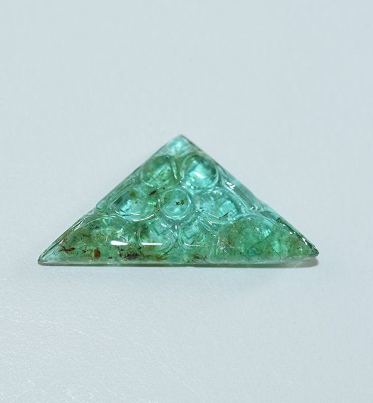Certified 2.34cts Natural Fancy Triangle Emerald Hand Made Carving Fine ...