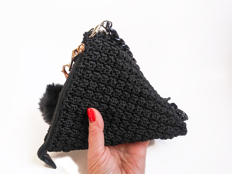 Triangular Purse Crochet Pattern, Triangle Purse Pattern, Coin Purse ...