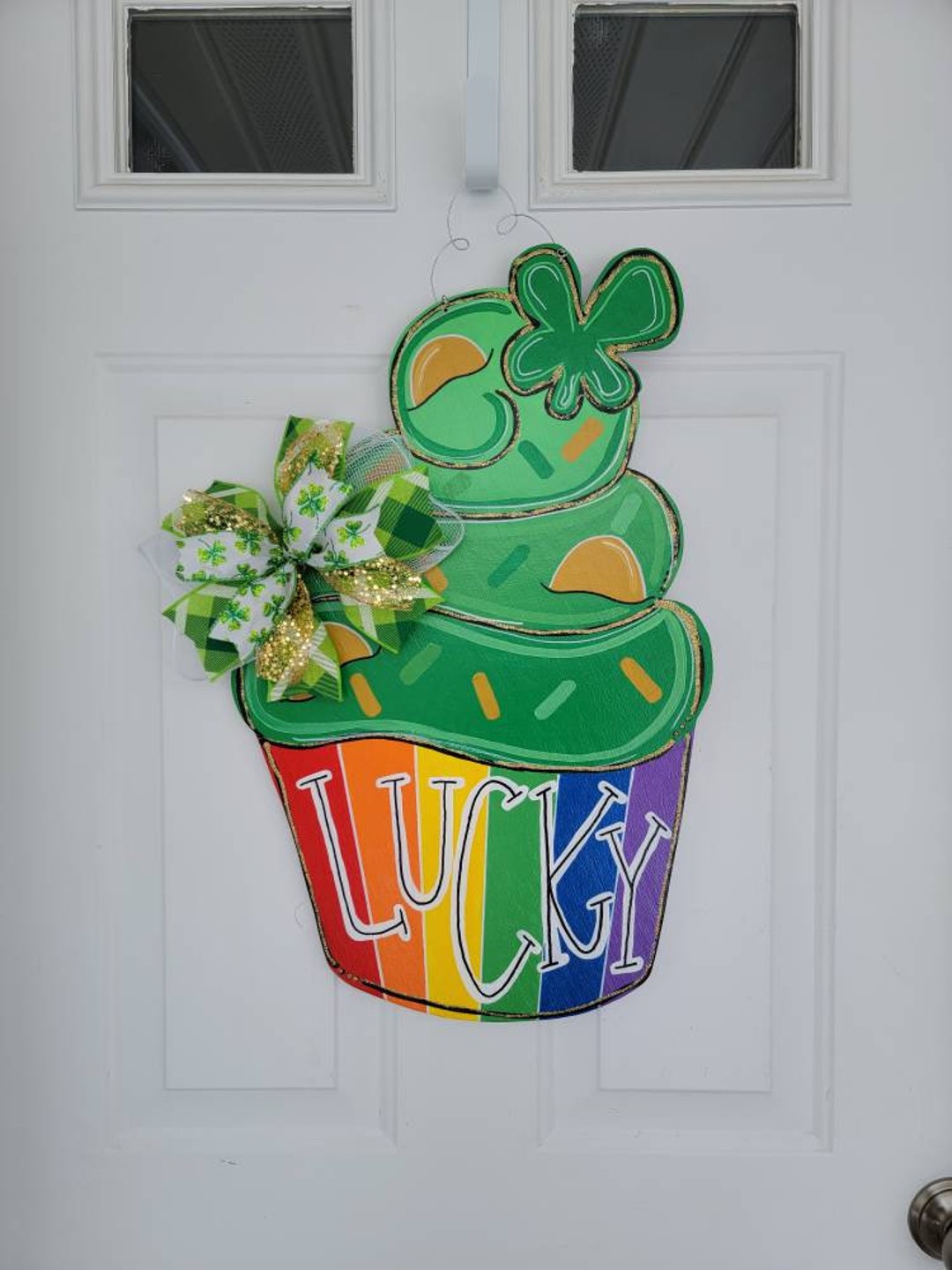 St. Patrick's Day Door Sign, Rainbow Door Hanger, St. Patrick's Day ...