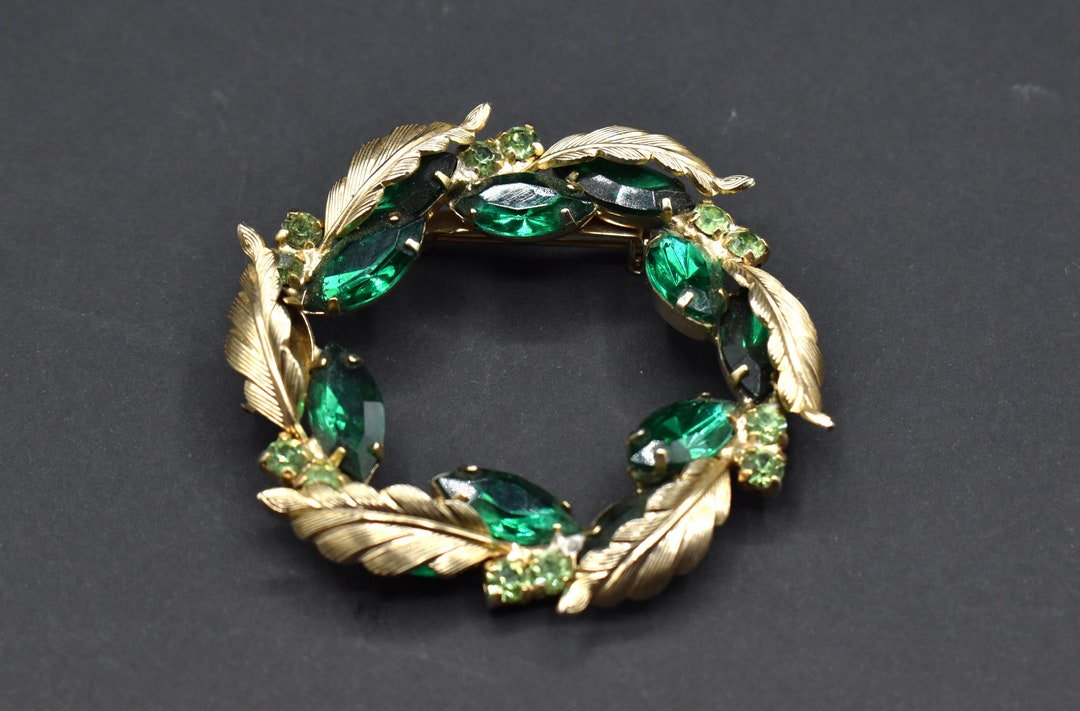 Vintage Wreath Shaped Rhinestone Brooch Pin / Dark and Light Green ...