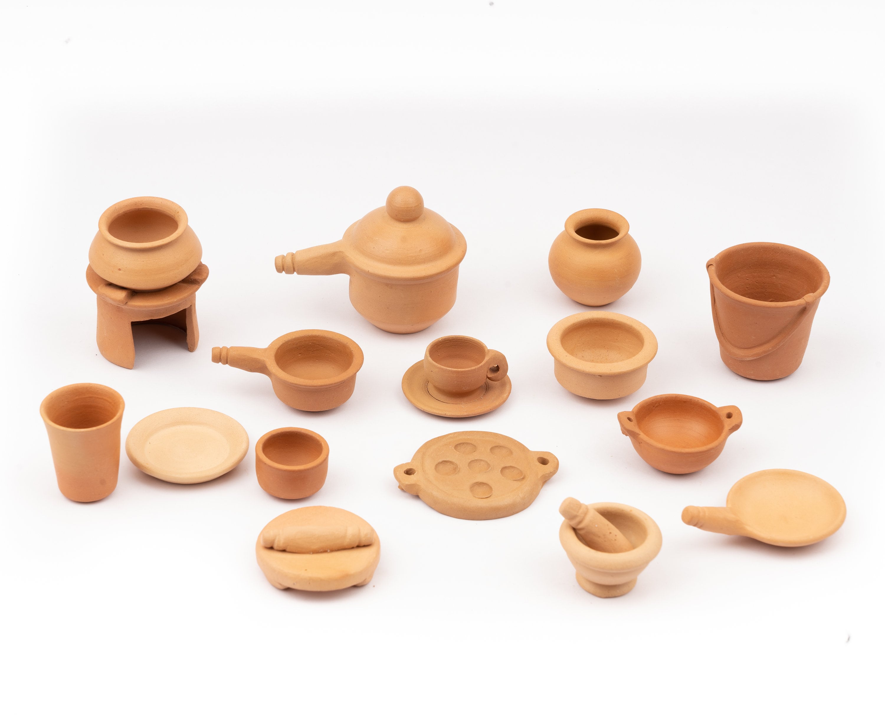 Terracotta Journey Natural Earthen Clay Kitchen Set and Miniature ...