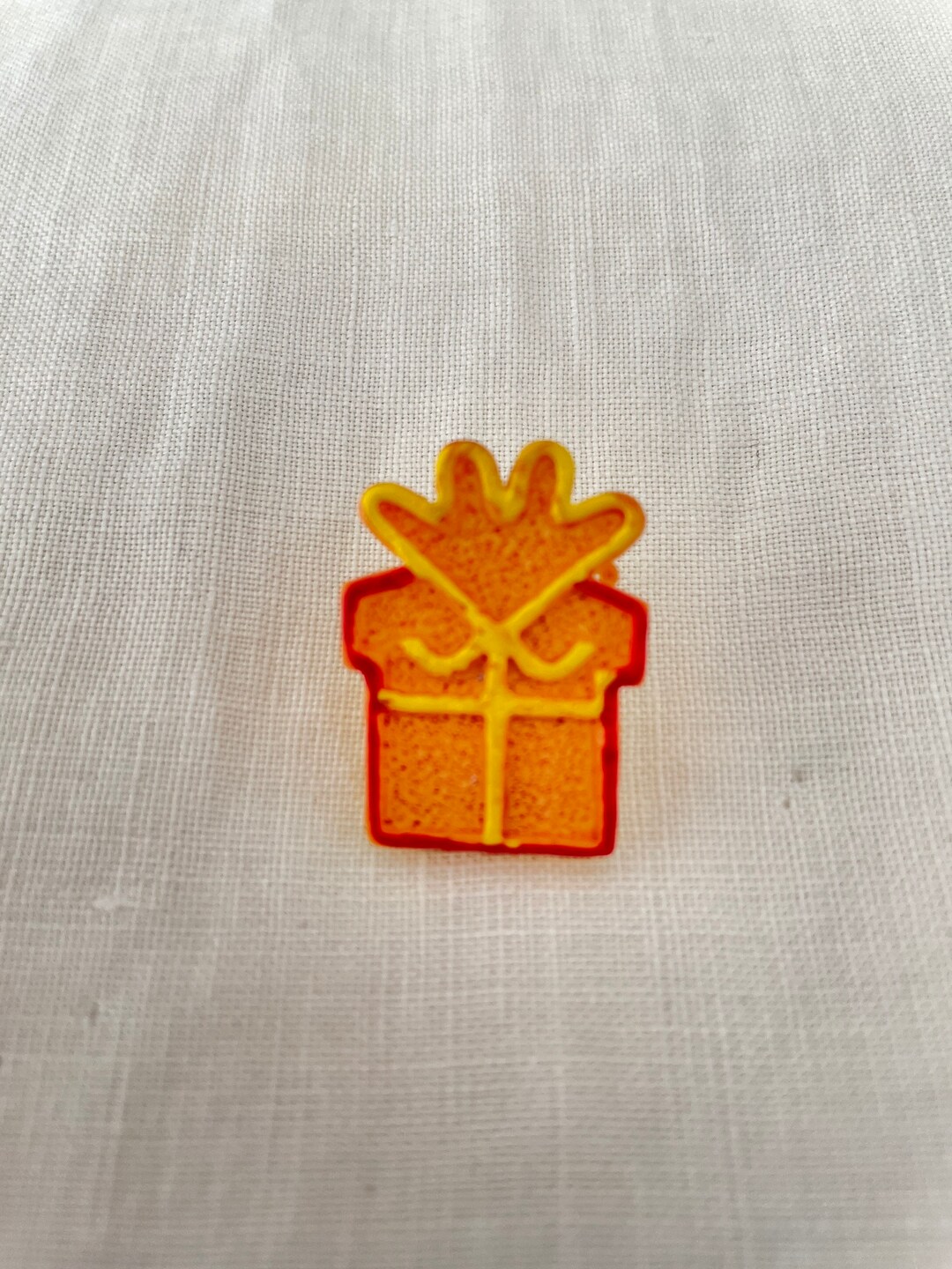 Gingerbread Style Gift Pin - Etsy